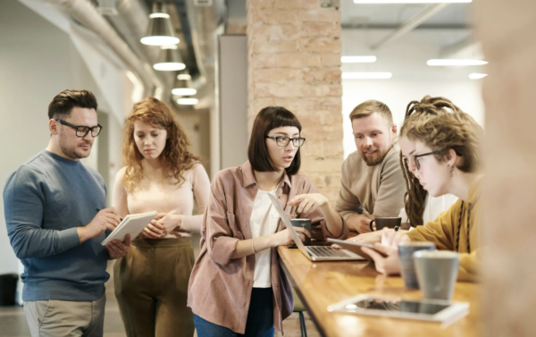 What Are Examples of Effective Team Dynamics? A Deep Dive